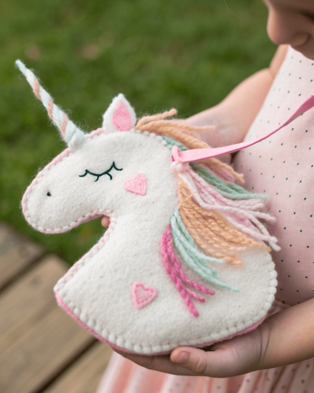 13+ Handmade Felt Pouches for Kids