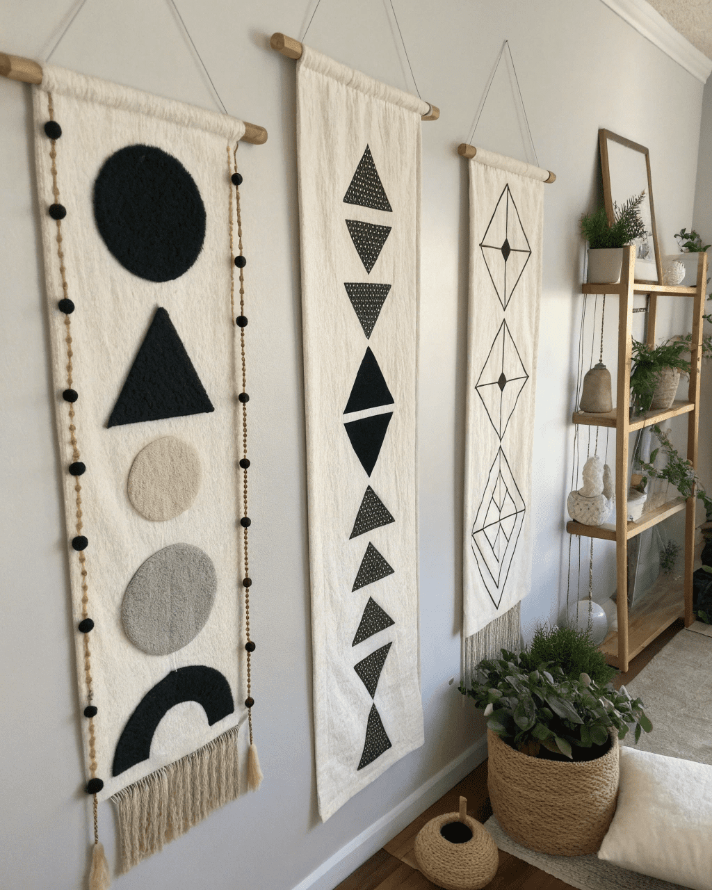 17+ DIY Felt Wall Hangings for Women